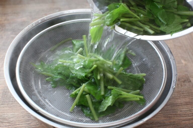 葉わさび（花わさび）の食べ方と下ごしらえ。辛味と香りを引き出すシンプルな方法 | やまでら くみこ のレシピ