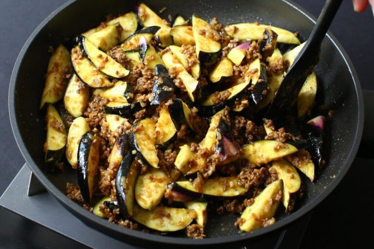 なすカレーのレシピ｜味噌と昆布だしで簡単！コク旨和風仕立て | やまでら くみこ のレシピ